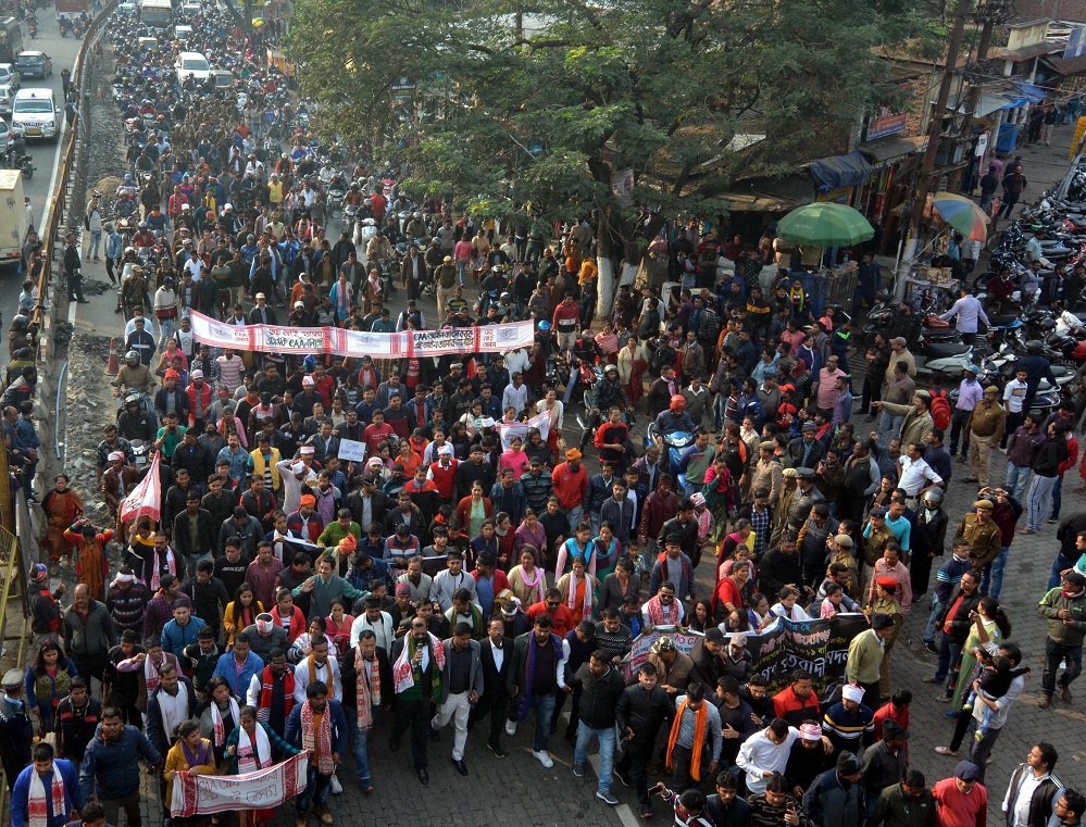 Artists take out massive rally in Guwahati against #CAA | Assam Times