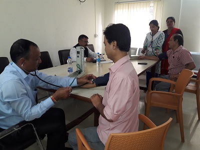 MMC doctors conduct media clinic at press club | Assam Times