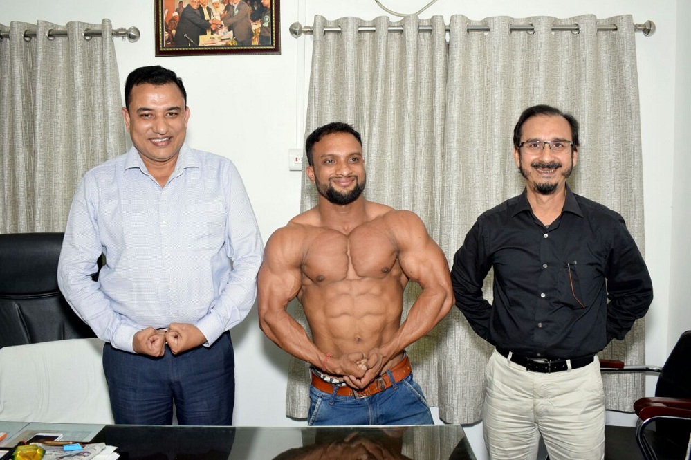Body Builder assured of Financial Help | Assam Times
